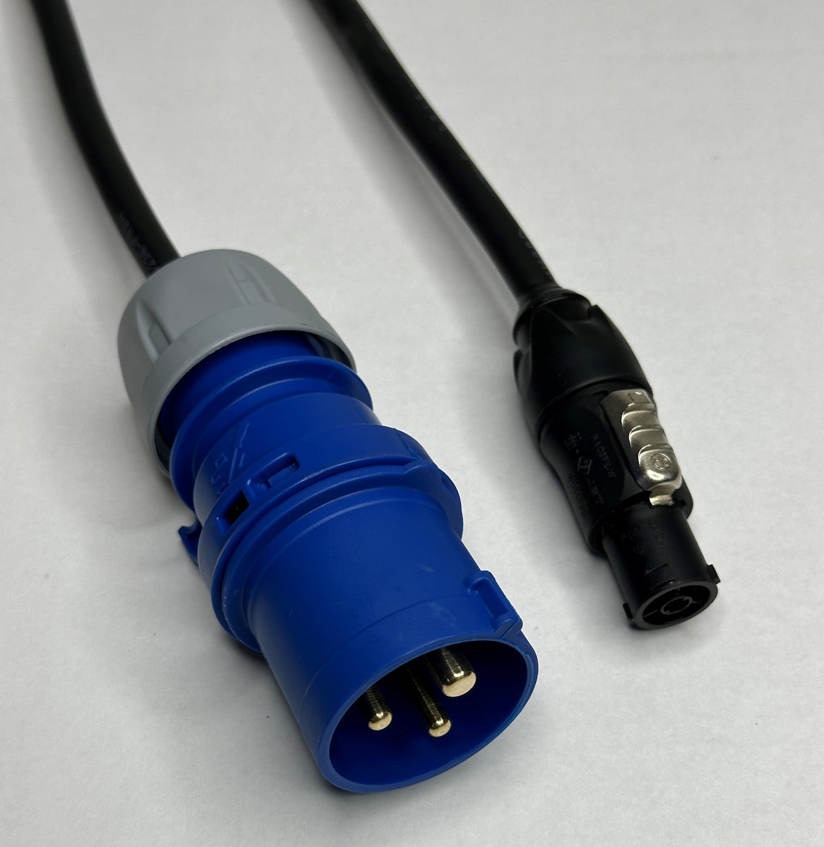 PCE 240V 16A CEE Plug (2P+E) 0.5M Neutrik powerCON TRUE1 TOP Lead – Mcc ...