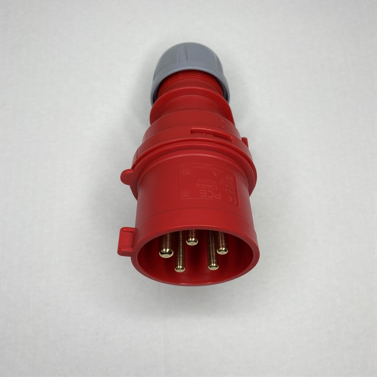 3 PHASE PCE 400 32A 3PIN N+E IP44 Plug – Mcc Power Accessories